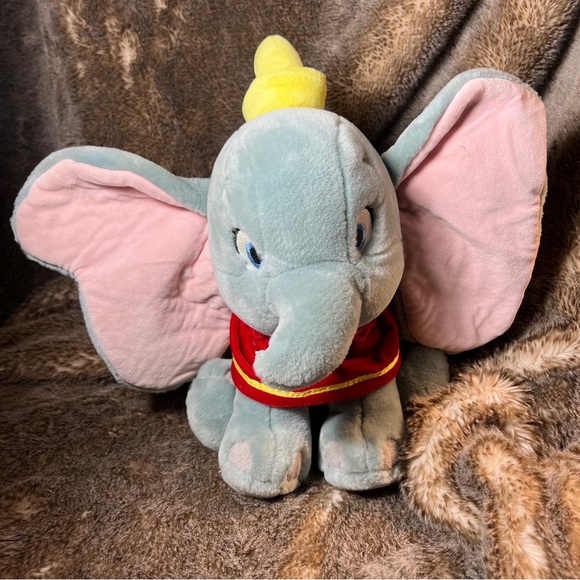 Disney | Toys | Dumbo Plush Disney Parks Exclusive 2 Super Soft Stuffed ...